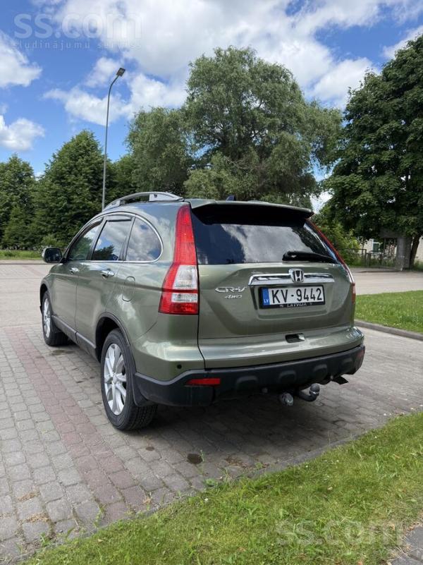 Zaļš Honda CR-V 2007 Rēzekne, ar dzinēja tilpumu 2.20 L un nobraukumu 294 tūkst. km par 5000 €, foto 4 vietnē AUTOMOTO.COM.LV