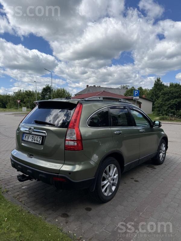 Zaļš Honda CR-V 2007 Rēzekne, ar dzinēja tilpumu 2.20 L un nobraukumu 294 tūkst. km par 5000 €, foto 6 vietnē AUTOMOTO.COM.LV