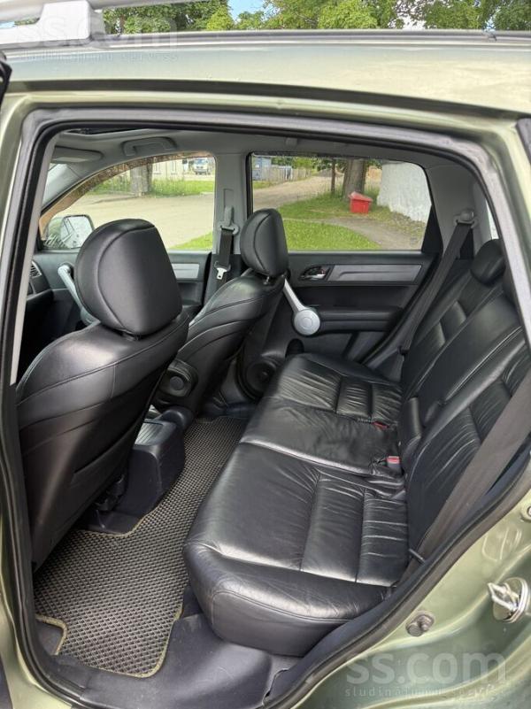 Zaļš Honda CR-V 2007 Rēzekne, ar dzinēja tilpumu 2.20 L un nobraukumu 294 tūkst. km par 5000 €, foto 10 vietnē AUTOMOTO.COM.LV