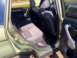 Green Honda CR-V 2007 in Kaunas, with an engine capacity of 2.20 L and mileage of 281 thousand km for 3850 €, photo 7 on AUTOMOTO.COM.LV