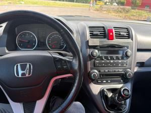 Green Honda CR-V 2007 in Kaunas, with an engine capacity of 2.20 L and mileage of 281 thousand km for 3850 €, photo 9 on AUTOMOTO.COM.LV