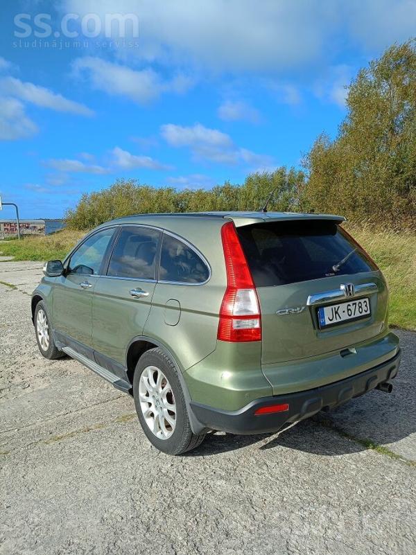 Хонда СРВ 2007 в Лиепая на AUTOMOTO.COM.LV Зеленый Хонда СРВ 2007 в Лиепая, объемом двигателя 2.00 л и пробегом 301 тыс. км за 3500 €, фото 4 на AUTOMOTO.COM.LV