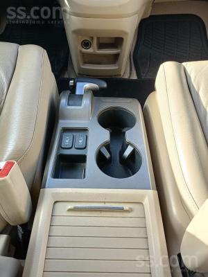 Zaļš Honda CR-V 2007 Liepāja, ar dzinēja tilpumu 2.00 L un nobraukumu 301 tūkst. km par 3500 €, foto 7 vietnē AUTOMOTO.COM.LV