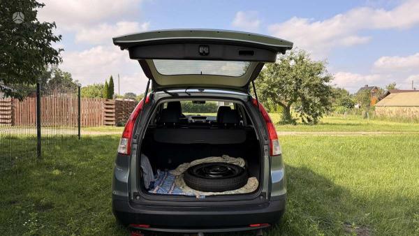 Green Honda CR-V 2012 in Panevezys, with an engine capacity of 2.35 L and mileage of 190 thousand km for 9500 €, photo 7 on AUTOMOTO.COM.LV