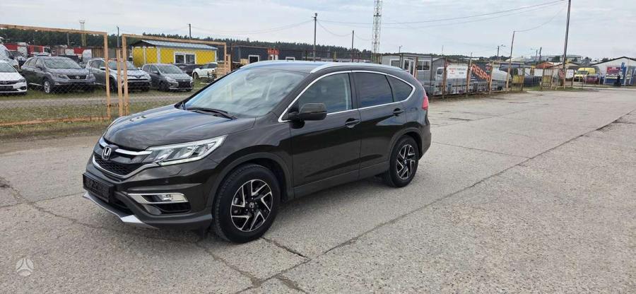 Zaļš Honda CR-V 2017 Viļņa, ar dzinēja tilpumu 1.60 L un nobraukumu 240 tūkst. km par 10950 €, foto 3 vietnē AUTOMOTO.COM.LV