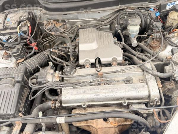Grey Honda CR-V 1999 in Cesis, with an engine capacity of 2.00 L and mileage of 245 thousand km for 500 €, photo 9 on AUTOMOTO.COM.LV