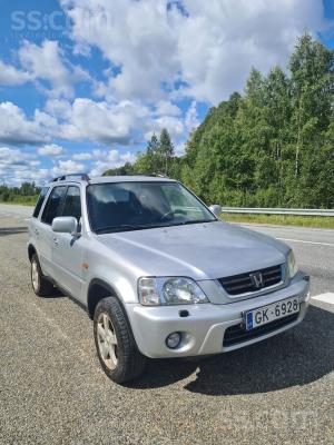 Серый Хонда СРВ 2001 в Алуксне, объемом двигателя 2.00 л и пробегом 299 тыс. км за 1100 €, фото 9 на AUTOMOTO.COM.LV