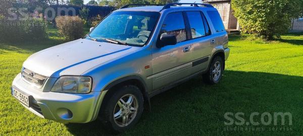Pelēks Honda CR-V 2001 Valka, ar dzinēja tilpumu 2.00 L un nobraukumu 234 tūkst. km par 670 €, foto 5 vietnē AUTOMOTO.COM.LV
