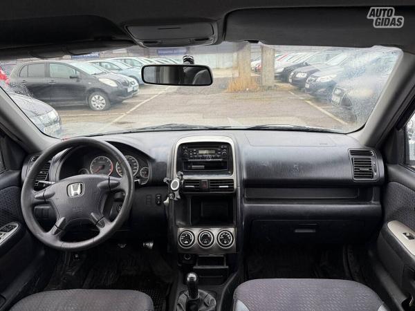 Pelēks Honda CR-V 2002 Tallina, ar dzinēja tilpumu 2.00 L un nobraukumu 313 tūkst. km par 999 €, foto 5 vietnē AUTOMOTO.COM.LV