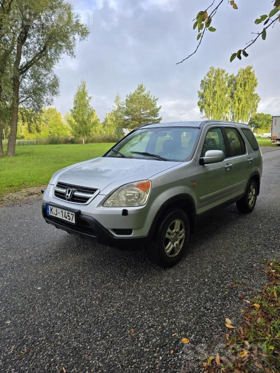 Pelēks Honda CR-V 2002 Rīga, ar dzinēja tilpumu 2.00 L un nobraukumu 249 tūkst. km par 1850 €, foto 3 vietnē AUTOMOTO.COM.LV