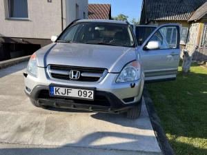 Grey Honda CR-V 2003 in Vilnius, with an engine capacity of 2.00 L and mileage of 164 thousand km for 3500 €, photo  on AUTOMOTO.COM.LV
