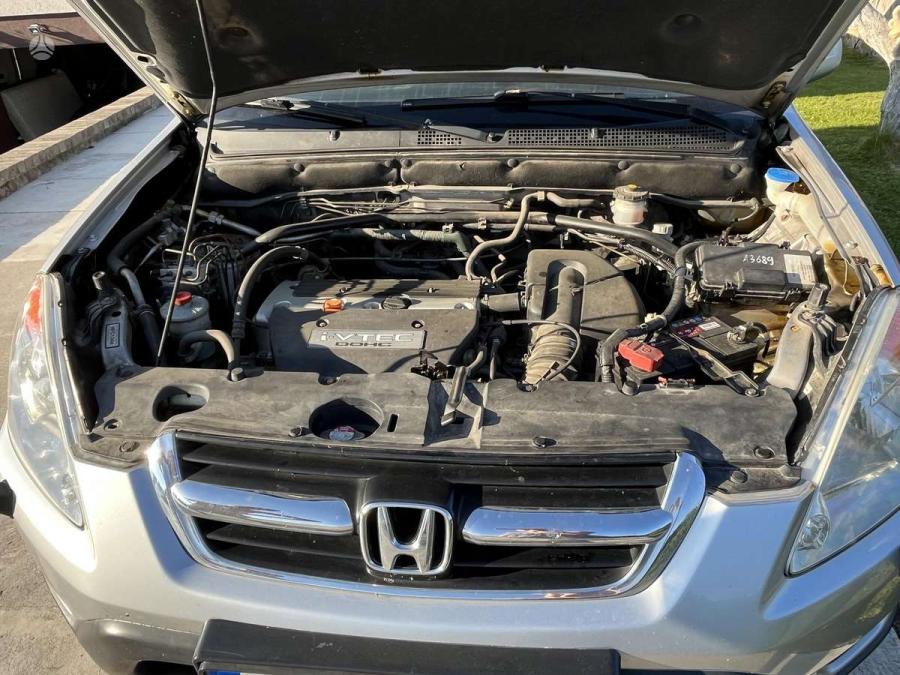 Grey Honda CR-V 2003 in Vilnius, with an engine capacity of 2.00 L and mileage of 164 thousand km for 3500 €, photo 12 on AUTOMOTO.COM.LV