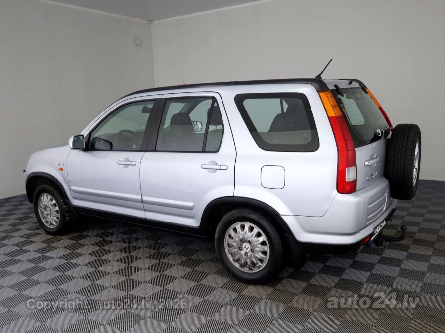 Pelēks Honda CR-V 2003 Tallina, ar dzinēja tilpumu 2.00 L un nobraukumu 289 tūkst. km par 999 €, foto 5 vietnē AUTOMOTO.COM.LV