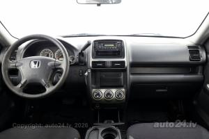 Pelēks Honda CR-V 2003 Tallina, ar dzinēja tilpumu 2.00 L un nobraukumu 289 tūkst. km par 999 €, foto 6 vietnē AUTOMOTO.COM.LV