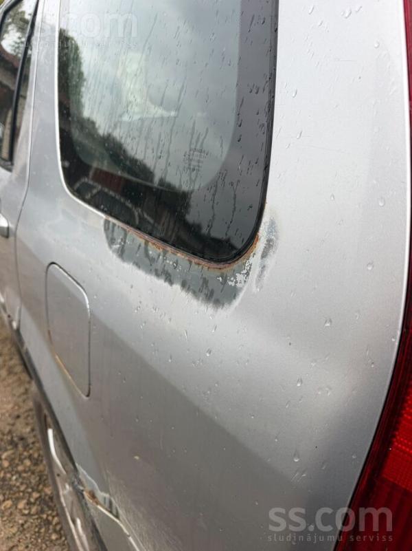 Pelēks Honda CR-V 2003 Rīga, ar dzinēja tilpumu 2.00 L un nobraukumu 305 tūkst. km par 980 €, foto 6 vietnē AUTOMOTO.COM.LV