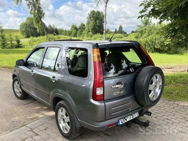 Pelēks Honda CR-V 2004 Cēsis, ar dzinēja tilpumu 2.00 L un nobraukumu 0 tūkst. km par 2200 €, foto 5 vietnē AUTOMOTO.COM.LV
