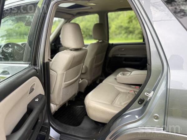 Pelēks Honda CR-V 2004 Cēsis, ar dzinēja tilpumu 2.00 L un nobraukumu 0 tūkst. km par 2200 €, foto 8 vietnē AUTOMOTO.COM.LV