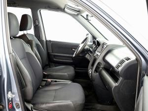 Pelēks Honda CR-V 2004 Tallina, ar dzinēja tilpumu 2.00 L un nobraukumu 224 tūkst. km par 1499 €, foto 7 vietnē AUTOMOTO.COM.LV
