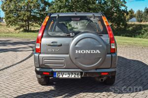 Grey Honda CR-V 2004 in Riga, with an engine capacity of 2.00 L and mileage of 153 thousand km for 2900 €, photo 7 on AUTOMOTO.COM.LV