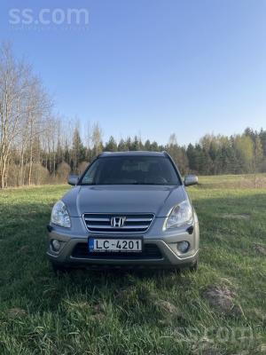 Pelēks Honda CR-V 2005 Rēzekne, ar dzinēja tilpumu 2.20 L un nobraukumu 360 tūkst. km par 2100 €, foto 1 vietnē AUTOMOTO.COM.LV