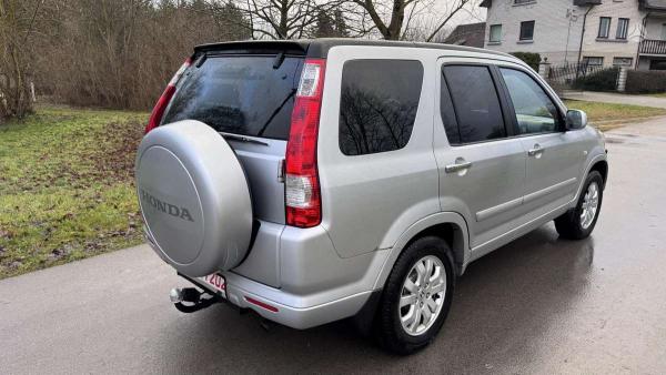 Pelēks Honda CR-V 2005 Kelmė, ar dzinēja tilpumu 2.20 L un nobraukumu 270 tūkst. km par 3700 €, foto 7 vietnē AUTOMOTO.COM.LV
