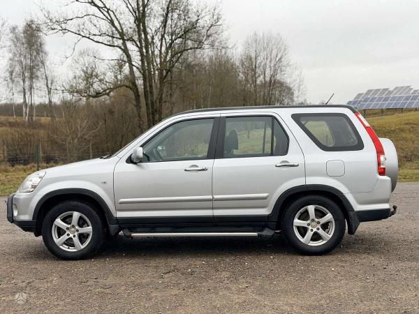 Pelēks Honda CR-V 2005 Utena, ar dzinēja tilpumu 2.20 L un nobraukumu 446 tūkst. km par 2999 €, foto 7 vietnē AUTOMOTO.COM.LV