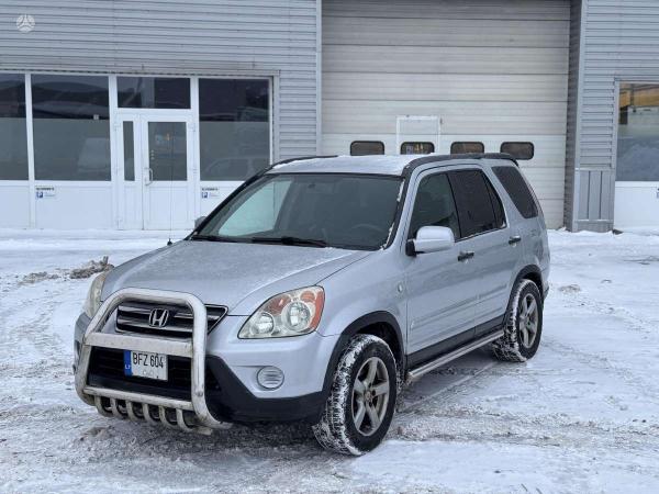 Pelēks Honda CR-V 2005 Klaipėda, ar dzinēja tilpumu 2.40 L un nobraukumu 124 tūkst. km par 1790 €, foto 2 vietnē AUTOMOTO.COM.LV