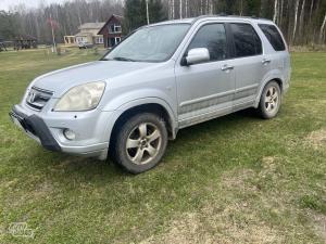 Pelēks Honda CR-V 2005 Ignalina, ar dzinēja tilpumu 2.20 L un nobraukumu 444 tūkst. km par 850 €, foto  vietnē AUTOMOTO.COM.LV
