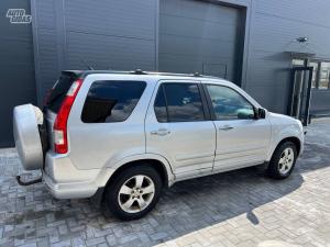 Grey Honda CR-V 2005 in Marijampole, with an engine capacity of 2.20 L and mileage of 370 thousand km for 2200 €, photo 3 on AUTOMOTO.COM.LV