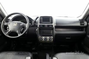 Pelēks Honda CR-V 2005 Tallina, ar dzinēja tilpumu 2.00 L un nobraukumu 239 tūkst. km par 2199 €, foto 6 vietnē AUTOMOTO.COM.LV