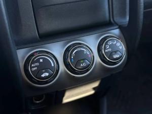 Pelēks Honda CR-V 2005 Rīga, ar dzinēja tilpumu 2.00 L un nobraukumu 215 tūkst. km par 2400 €, foto 14 vietnē AUTOMOTO.COM.LV