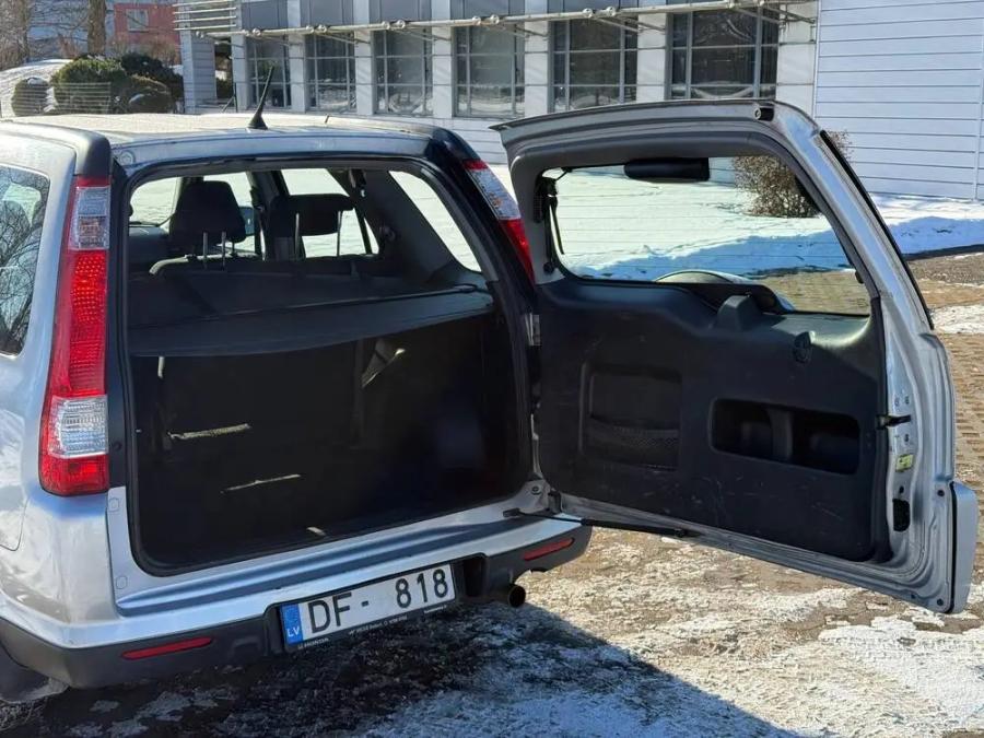 Pelēks Honda CR-V 2005 Rīga, ar dzinēja tilpumu 2.00 L un nobraukumu 215 tūkst. km par 2400 €, foto 22 vietnē AUTOMOTO.COM.LV