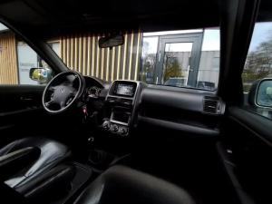 Pelēks Honda CR-V 2005 Rīga, ar dzinēja tilpumu 2.20 L un nobraukumu 248 tūkst. km par 3990 €, foto 4 vietnē AUTOMOTO.COM.LV