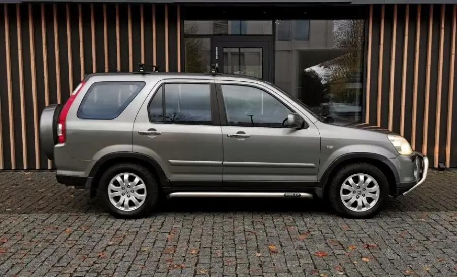 Pelēks Honda CR-V 2005 Rīga, ar dzinēja tilpumu 2.20 L un nobraukumu 248 tūkst. km par 3990 €, foto 14 vietnē AUTOMOTO.COM.LV