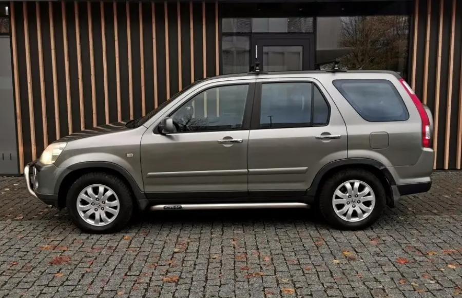 Pelēks Honda CR-V 2005 Rīga, ar dzinēja tilpumu 2.20 L un nobraukumu 248 tūkst. km par 3990 €, foto 15 vietnē AUTOMOTO.COM.LV