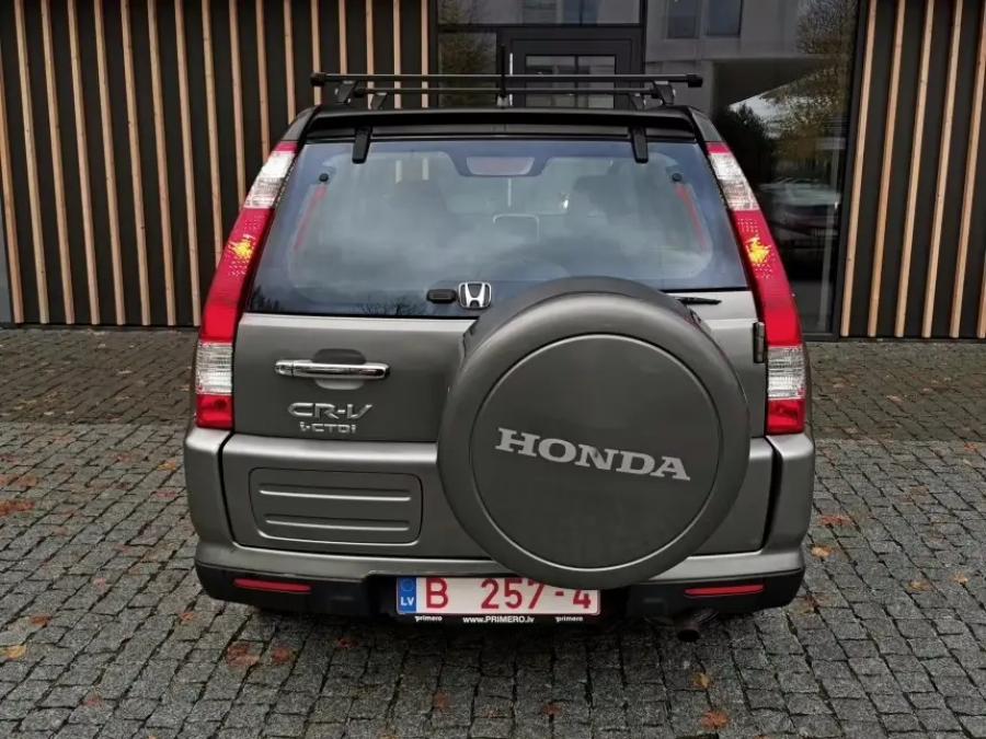 Pelēks Honda CR-V 2005 Rīga, ar dzinēja tilpumu 2.20 L un nobraukumu 248 tūkst. km par 3990 €, foto 17 vietnē AUTOMOTO.COM.LV