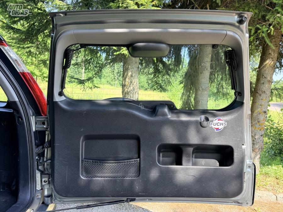 Pelēks Honda CR-V 2005 Utena, ar dzinēja tilpumu 2.00 L un nobraukumu 237 tūkst. km par 3990 €, foto 35 vietnē AUTOMOTO.COM.LV