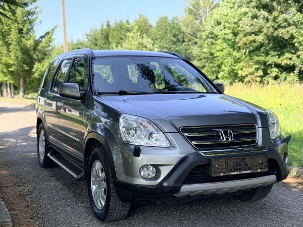 Pelēks Honda CR-V 2005 Utena, ar dzinēja tilpumu 2.00 L un nobraukumu 237 tūkst. km par 3990 €, foto 1 vietnē AUTOMOTO.COM.LV