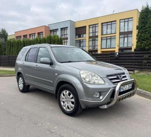 Pelēks Honda CR-V 2005 Viļņa, ar dzinēja tilpumu 2.20 L un nobraukumu 350 tūkst. km par 2500 €, foto  vietnē AUTOMOTO.COM.LV
