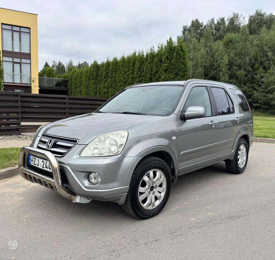 Pelēks Honda CR-V 2005 Viļņa, ar dzinēja tilpumu 2.20 L un nobraukumu 350 tūkst. km par 2500 €, foto 3 vietnē AUTOMOTO.COM.LV