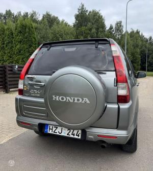 Pelēks Honda CR-V 2005 Viļņa, ar dzinēja tilpumu 2.20 L un nobraukumu 350 tūkst. km par 2500 €, foto 9 vietnē AUTOMOTO.COM.LV