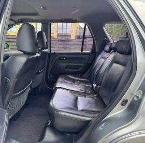 Pelēks Honda CR-V 2005 Viļņa, ar dzinēja tilpumu 2.20 L un nobraukumu 350 tūkst. km par 2500 €, foto 18 vietnē AUTOMOTO.COM.LV