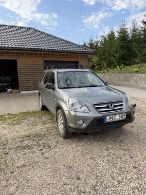 Pelēks Honda CR-V 2005 Utena, ar dzinēja tilpumu 2.20 L un nobraukumu 290 tūkst. km par 1900 €, foto 3 vietnē AUTOMOTO.COM.LV