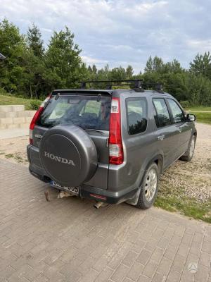Pelēks Honda CR-V 2005 Utena, ar dzinēja tilpumu 2.20 L un nobraukumu 290 tūkst. km par 1900 €, foto 4 vietnē AUTOMOTO.COM.LV