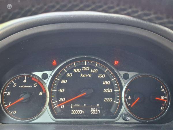 Pelēks Honda CR-V 2005 Viļņa, ar dzinēja tilpumu 2.20 L un nobraukumu 301 tūkst. km par 2200 €, foto 10 vietnē AUTOMOTO.COM.LV
