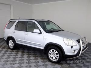 Grey Honda CR-V 2005 in Tallinn, with an engine capacity of 2.00 L and mileage of 297 thousand km for 1199 €, photo 1 on AUTOMOTO.COM.LV