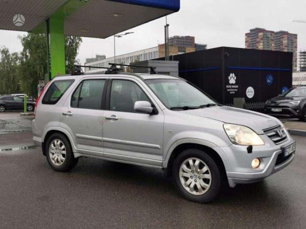 Grey Honda CR-V 2005 in Vilnius, with an engine capacity of 2.20 L and mileage of 350 thousand km for 1650 €, photo 10 on AUTOMOTO.COM.LV