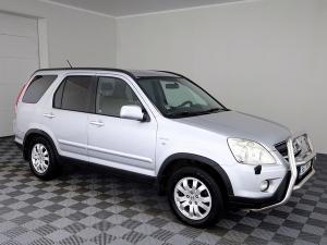 Pelēks Honda CR-V 2005 Tallina, ar dzinēja tilpumu 2.00 L un nobraukumu 297 tūkst. km par 1199 €, foto  vietnē AUTOMOTO.COM.LV