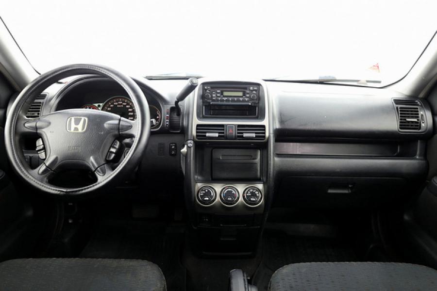 Pelēks Honda CR-V 2005 Tallina, ar dzinēja tilpumu 2.00 L un nobraukumu 297 tūkst. km par 1199 €, foto 6 vietnē AUTOMOTO.COM.LV