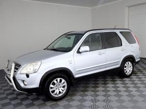 Pelēks Honda CR-V 2005 Tallina, ar dzinēja tilpumu 2.00 L un nobraukumu 297 tūkst. km par 1199 €, foto 10 vietnē AUTOMOTO.COM.LV